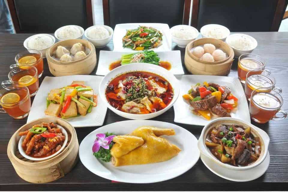 Top 13 Most Popular Ethnic Foods in The World (With Photos)