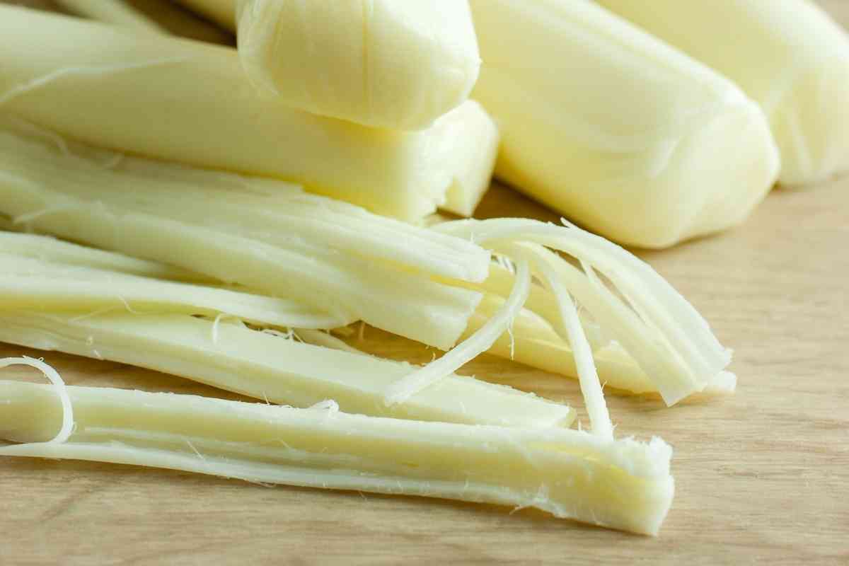 Does String Cheese Melt? (Explained)